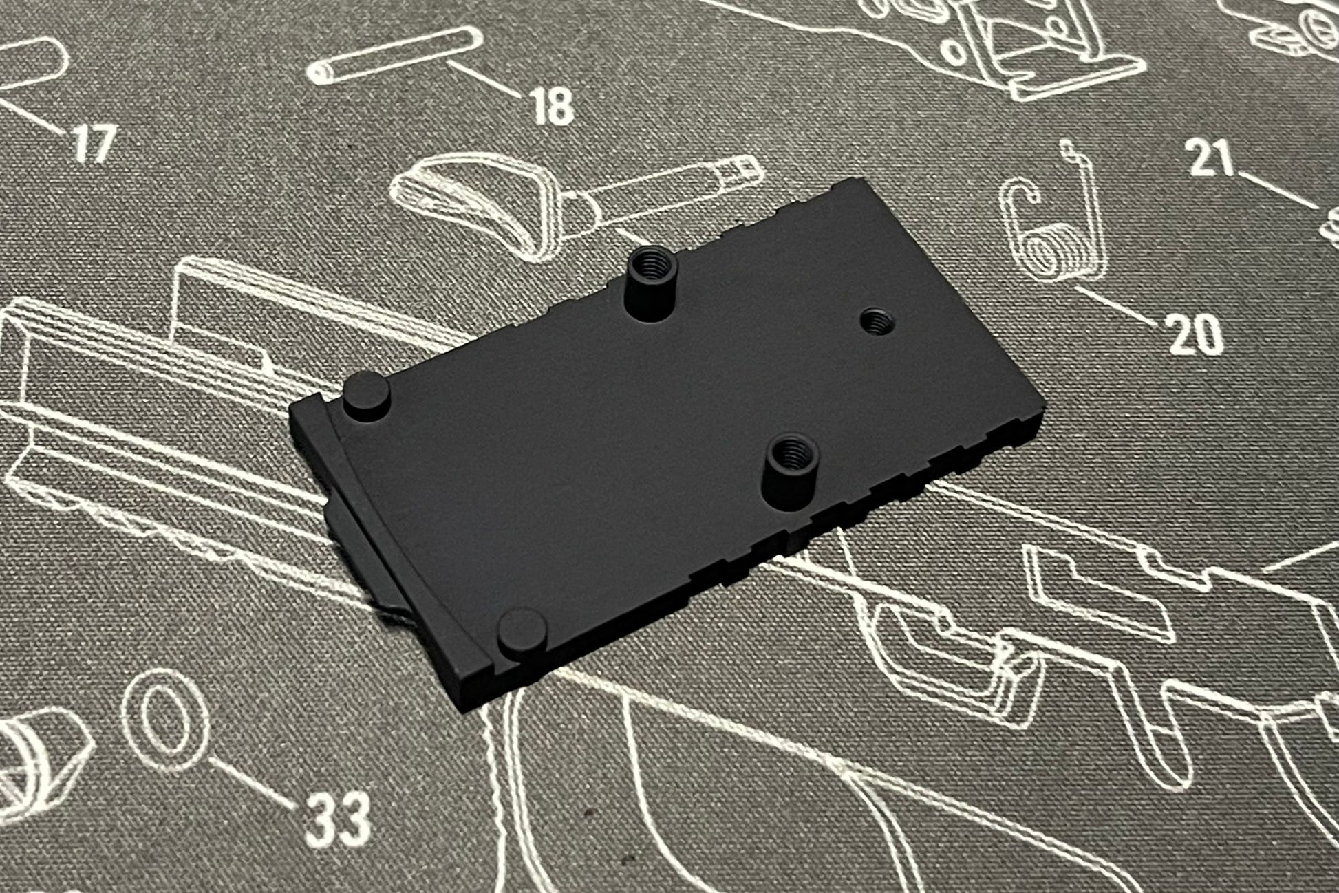Bomber CNC Aluminum RMR-style adapter plate for Bomber / VFC Airsoft M ...